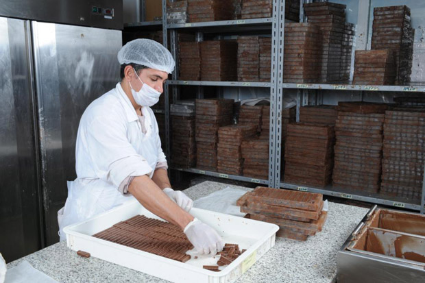 A Tour of AlKazemi Food Industries, Kuwait's Own Chocolate Factory ...